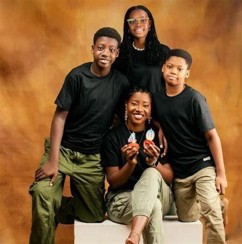 Funke Akindele Others React As Late Sound Sultans Wife Farida Fasasi