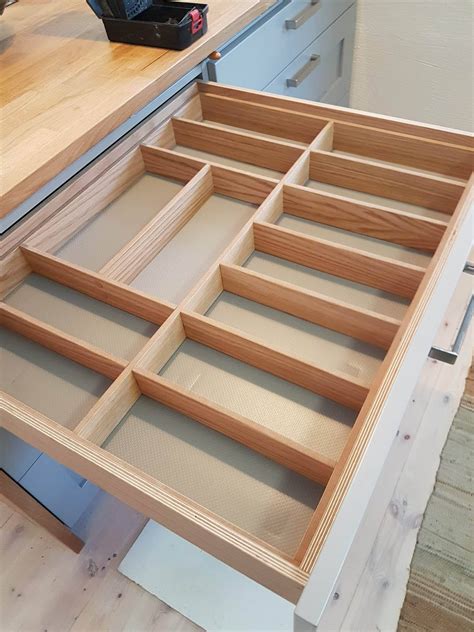 Heltreinnredninger I Skuffer Og Skap