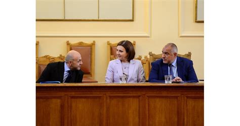 Зорница Русинова да е социален министър избра Борисов обзор