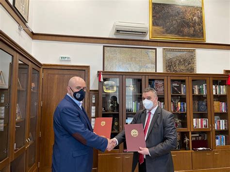 Главният прокурор Иван Гешев и ректорът на УНСС проф д р Димитър Димитров подписаха Меморандум