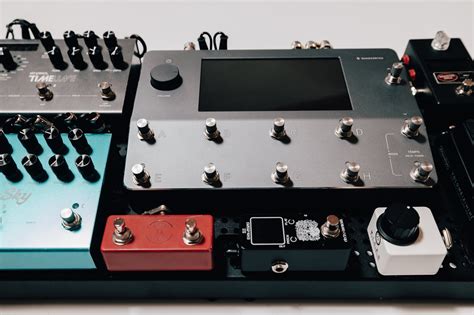 custom pedalboard wiring setups — honeysonic production co