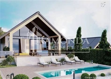 Prodaja Prelepe Kuce Bazen Poklon 10ari Avala I Halo Oglasi