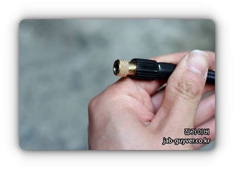 무선 에어펌프 자전거 타이어 바퀴 바람 전동 넣는방법