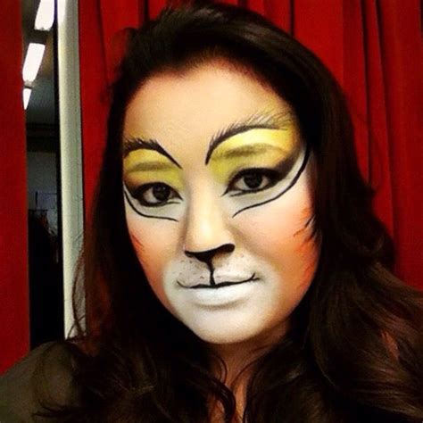 Makeup From Cats The Musical Halloween Face Makeup Face Makeup Makeup