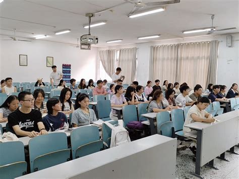 文法系召开第十七届团学会第三次例会 湖南理工学院南湖学院文法系