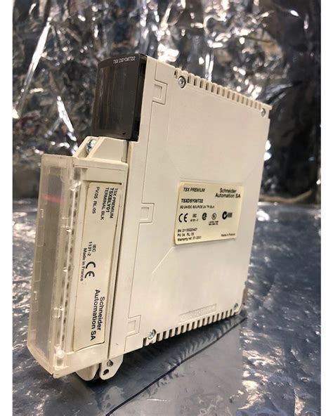 Used Telemecanique Modicon Telemecaniquemodicon Output Card Output