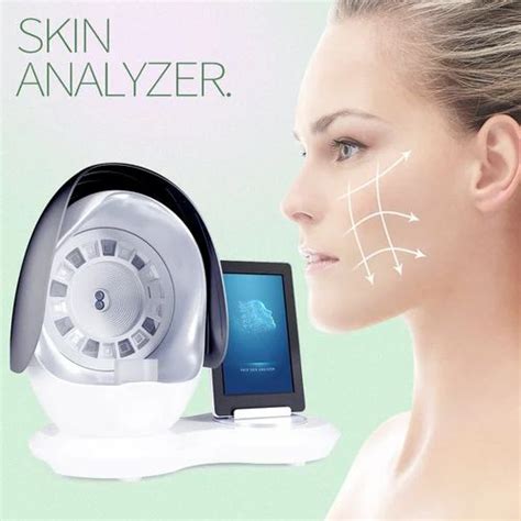 Automatic Face Analysis Machine For Professional 220 At ₹ 100000