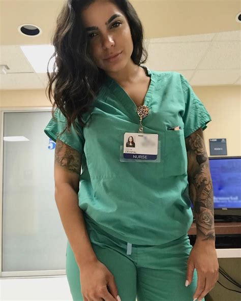 Pin On Vr Studios El Hartista Teknoman Blade Nursing Fashion Women