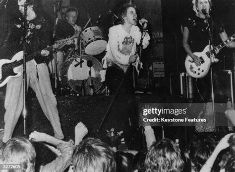 British Punk Rock Photos And Premium High Res Pictures Getty Images