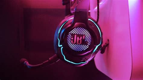 Jbl Quantum One Review Motion Tracking Gaming Headphones Perfect For Pc The Au Review