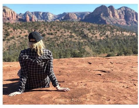 Pin By Mak On Sage Carson Elizabeth Lail Elizabeth Natural Landmarks