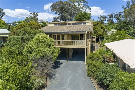 10 Lyons Street Yea Vic 3717 Domain