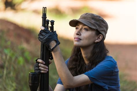 Rosita Espinosa In The Walking Dead 4k Ultra Hd Wallpaper Featuring