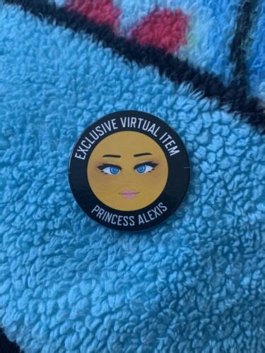 Princess Alexis Roblox Jazwares Face Series 8 Celebrity Mystery Box