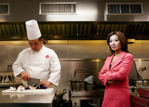 Benihana Founder Rocky Aokis Third Wife Keeps Hawaii Restaurant Fortune