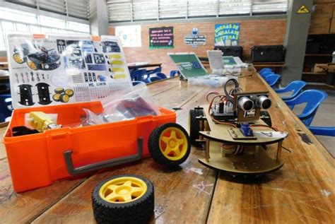 Robótica Con Arduino Contacto Maestro