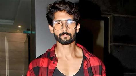 Ganesh Chaturthi Ravi Dubey Misses Being With Wife Sargun On Ganeshotsav