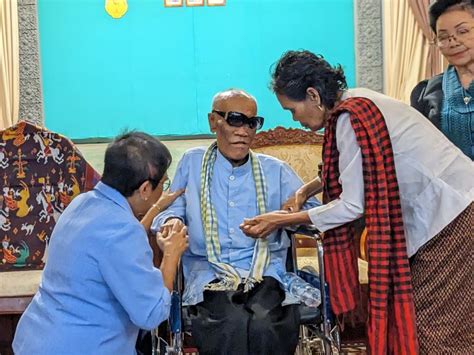 សង្ខេបខ្លីពីមរតកមនុស្សរស់នៃកម្ពុជា ទាំង២៦អង្គ នាក់