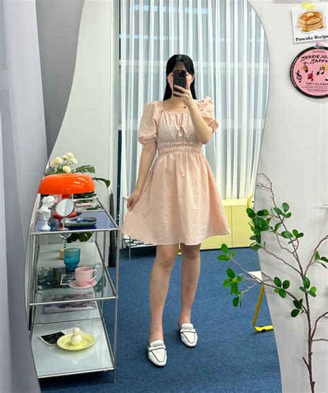 바캉스룩 데일리 퍼프소매 미니원피스 에이블리