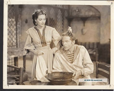 Yvonne De Carlo Jean Pierre Aumont Song Of Scheherazade 1947 Movie
