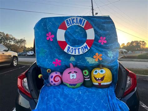 Spongebob Squarepants Trunk Or Treat Trunk Or Treat Trunker Treat Ideas Halloween Crafts