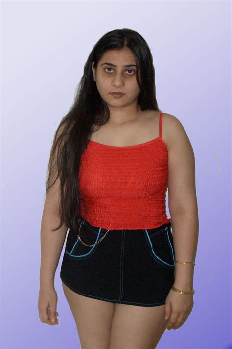 Girls Srilanka Hot Pool Party Girls Enjoy Life Out Of Dress Photos