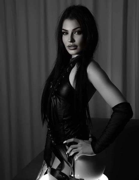 Foto K T Matu Chloe Heart Str Nka