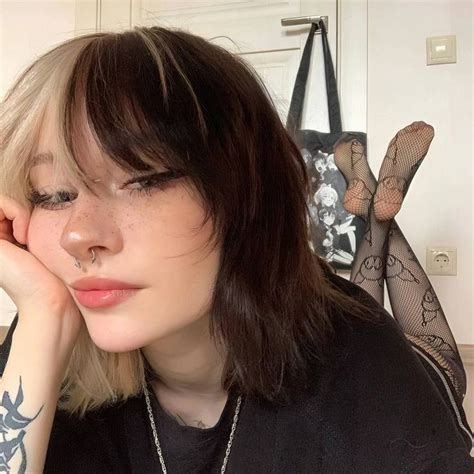 Пин от пользователя Gabs 𔘓 愛 на доске Icons ♡ Bdy Пин от пользователя Gabs 𔘓 愛 на доске Icons ♡ Bdy