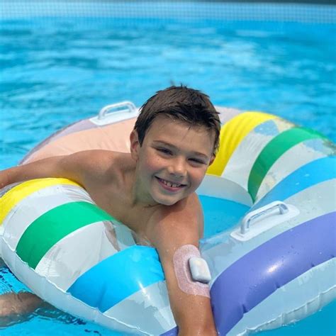 Podpals® Omnipod® Adhesive Overlays Omnipod Overlays Water Activities Podpals® Omnipod® Adhesive Overlays Omnipod Overlays Water Activities