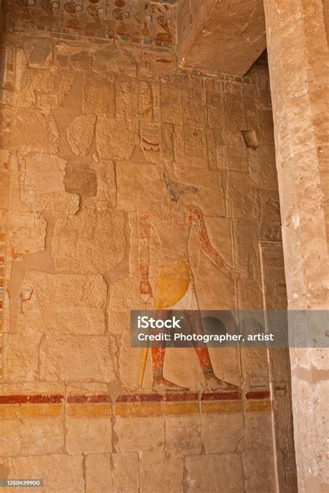 Kuil Ratu Hatshepsut Pemandangan Kuil Di Batu Di Foto Stok Mesir Foto