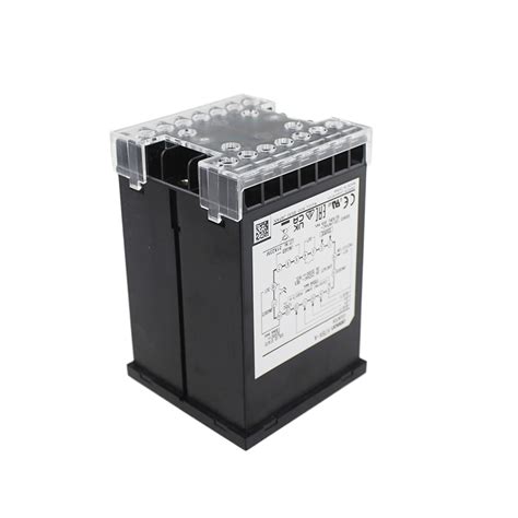 Omron H7BX A DIN 7272 Mm Multifunction Counter With A Bright Easy To View Negative