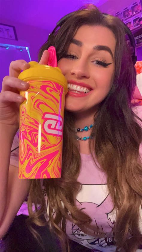 Face Begging To Be Covered In Cum Rsupermechafrieza