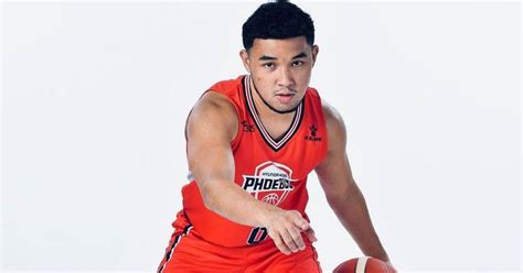 Rj Abarrientos Named Rookie Of The Year In Kbl Watchmen Daily Journal