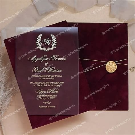 Clear Gold Foil Acrylic Wedding Invitation Cards With Luxury Velvet