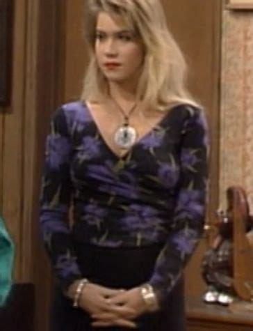 62 Kelly Bundy Outfits Ideas Christina Applegate Kelly Christina