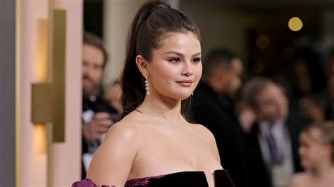 Selena Gomez News Tips And Guides Glamour
