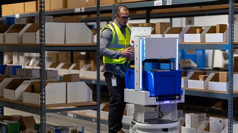 Why You Should Equip Factory And Warehouse Workers With Wearables And
