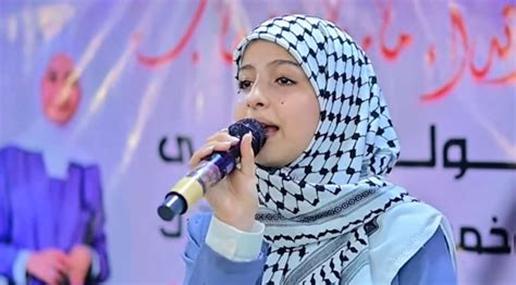 ماريا قحطان تُعلن ارتداءها الحجاب في حفل فني مهيب الميدان اليمني