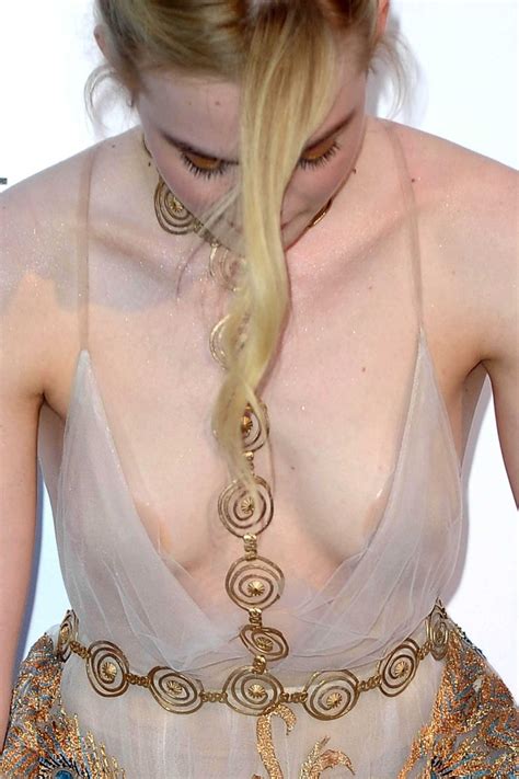 Elle Fanning Sexy Photos Thefappening