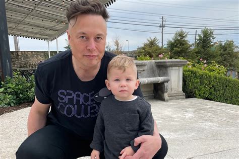 Reuters топ менеджер Neuralink рассказала подробности рождения близнецов от Илона Маска