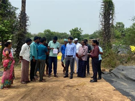 ధాన్యం కొనుగోలు కేంద్రాలను సందర్శించిన జిల్లా కలెక్టర్ అద్వైత్ కుమార్ సింగ్ Kira9news