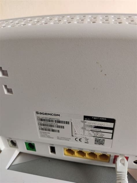 Router Sagemcom Cs 50001 De Segunda Mano Por 1 Eur En Cáceres En Wallapop