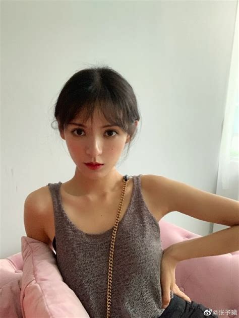 張予曦大長腿超吸睛 壹讀