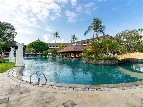 Kul Kul Pool Bar Discovery Kartika Plaza Hotel