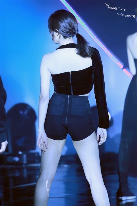 8 Photos Of Twice Minas Dark And Sexy Outfit