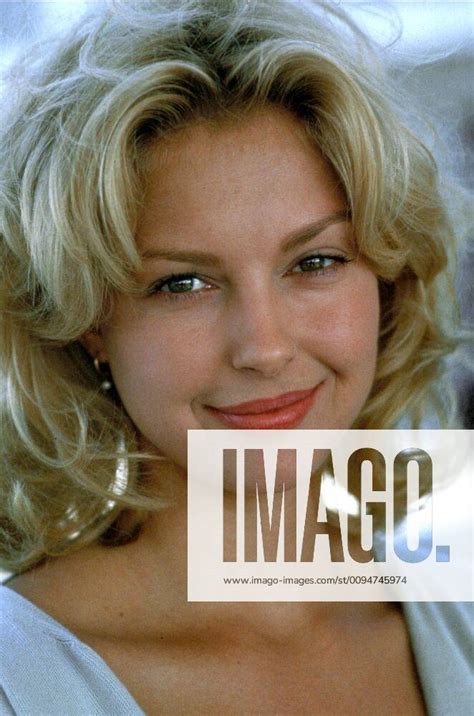 Ashley Judd Film A Time To Kill Director Joel Schumacher 24 July