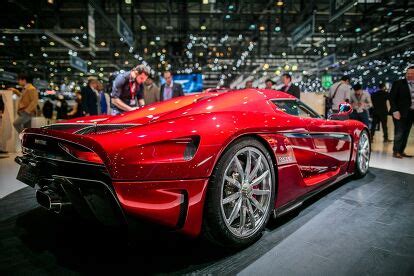 The Koenigsegg Regera Is A Crazy 1500 Plus Hp Hybrid Megacar