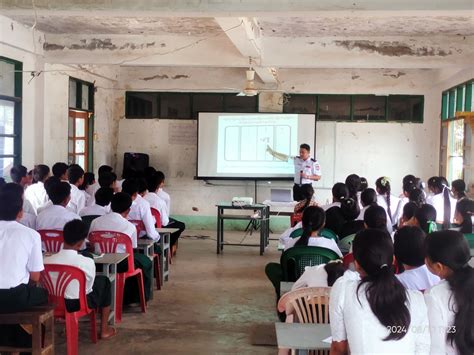 မြဝတီမြို့ အ ထ ကခွဲ ၃ တွင် ယာဉ်စည်းကမ်း၊ လမ်းစည်းကမ်းဆိုင်ရာအသိပညာပေးဟောပြော Information And