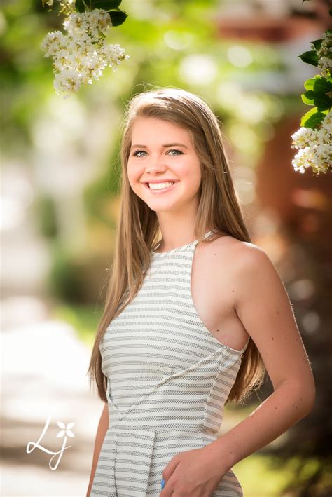 Leigh Joy Photography Kayli Alabama Senior Portrait Photographer