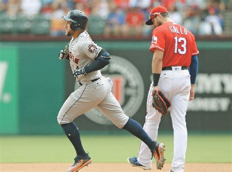 Astros Beat Rangers For 10th Win In A Row Read Qatar Tribune On The